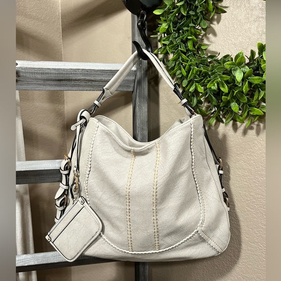 Black Rivet | Bags | Black Rivet Leather Shoulder Bag Wattached ...